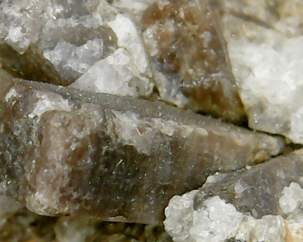 Andalucita :: Minerales